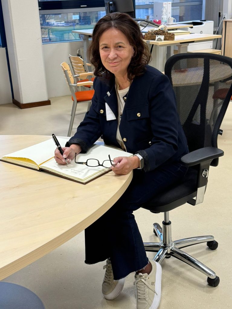 Meeting Between Schools in Brunssum: AFNORTH and the Polish School of ...